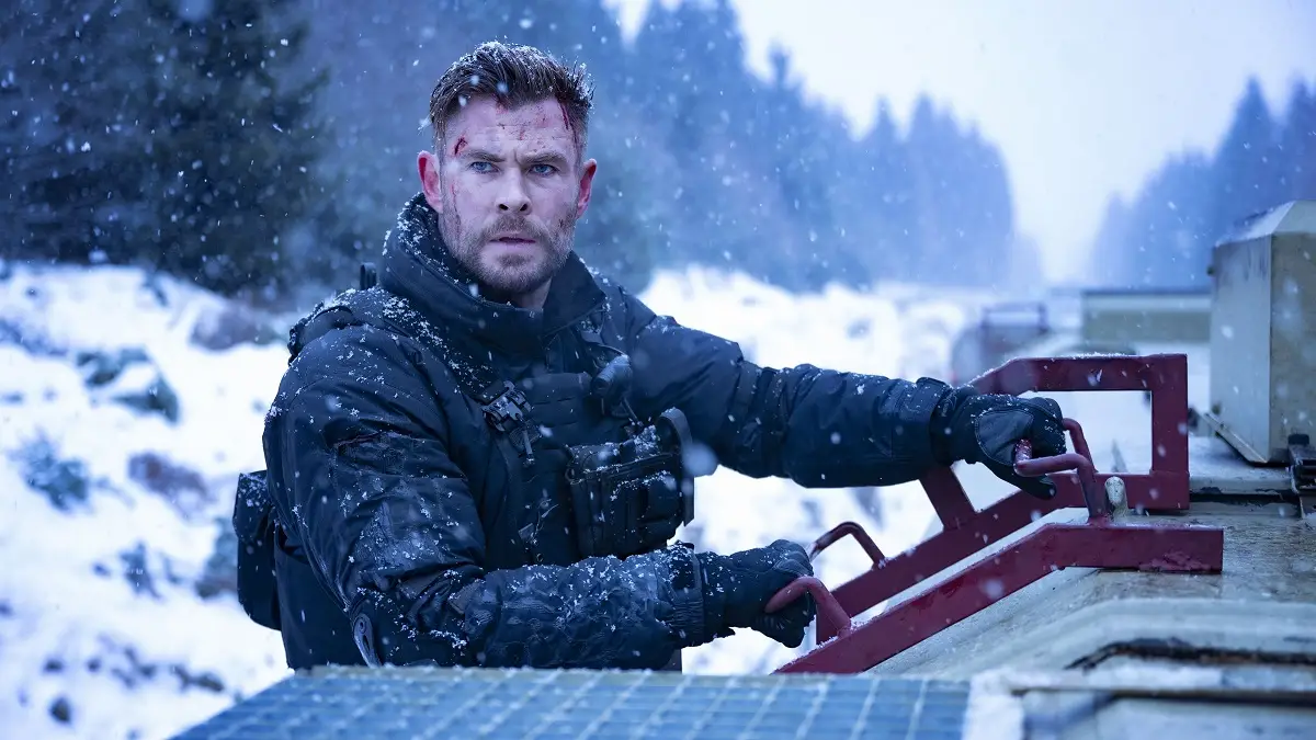 Tyler Rake 2: O regresso explosivo de Chris Hemsworth no trailer oficial